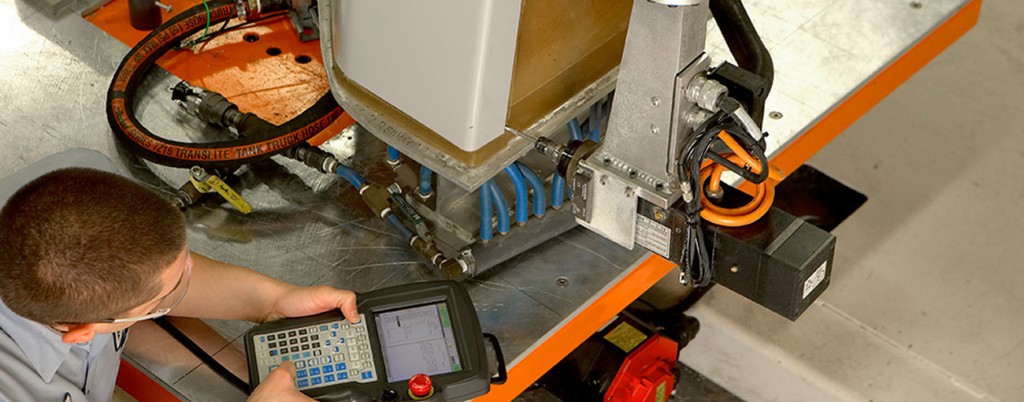 Automated Trimming vs. Manual Trimming for Rotomolded Parts